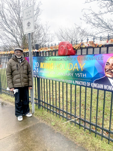 Raising banners | News, Sports, Jobs - The Herald Star